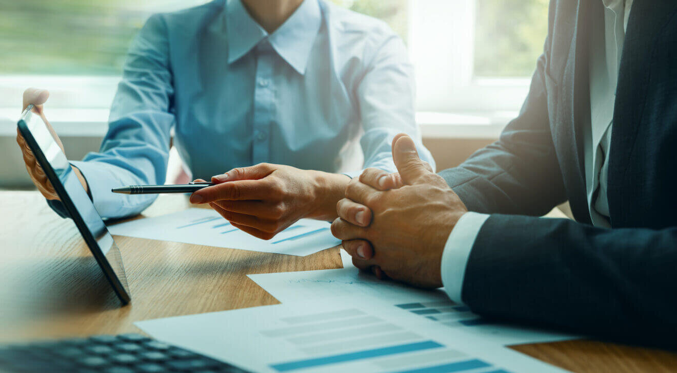 Commercial Mortgage Metrics - Moody's CRE