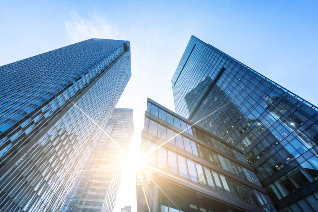 Commercial Real Estate Solution - Moody's CRE