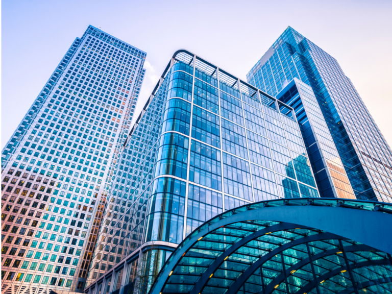 Commercial Real Estate Broker Solutions - Moody's CRE