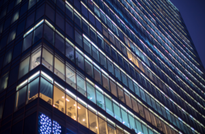 Commercial Real Estate Broker Solutions - Moody's CRE